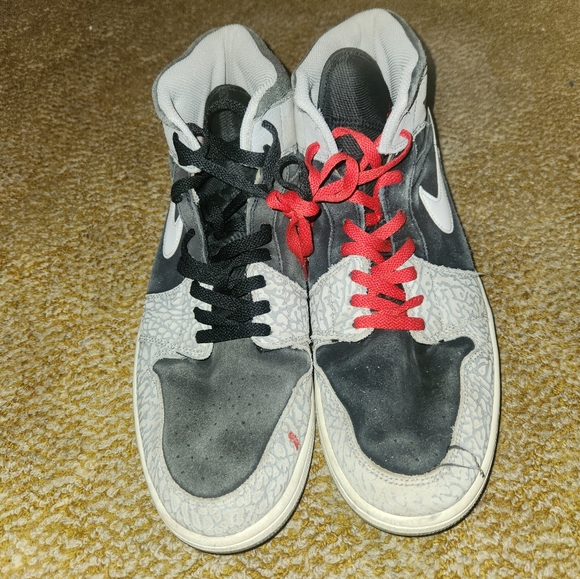 Jordan | Shoes | Nike Air Jordan Mid Se Blackuniversity Redwhite ...